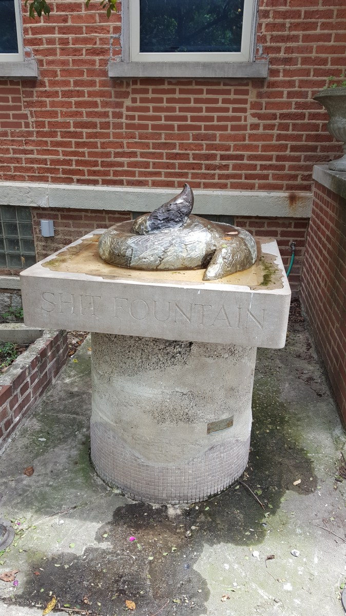 Sh*t Fountain – THE OFFBEAT PATH