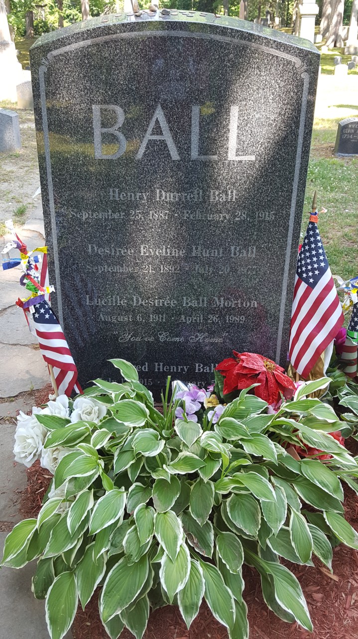Lucille Ball’s Grave – THE OFFBEAT PATH