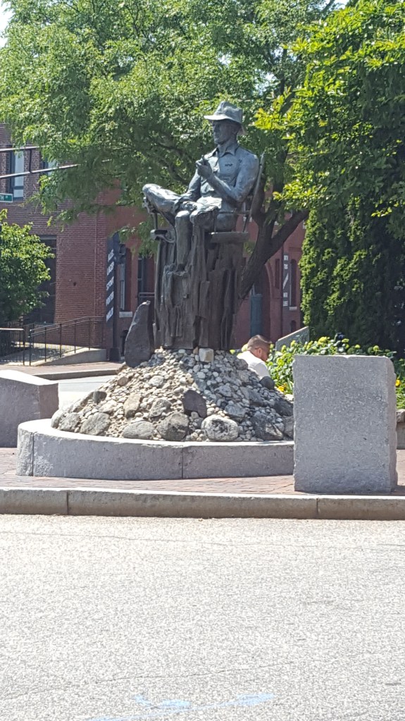 John Ford Statue – THE OFFBEAT PATH