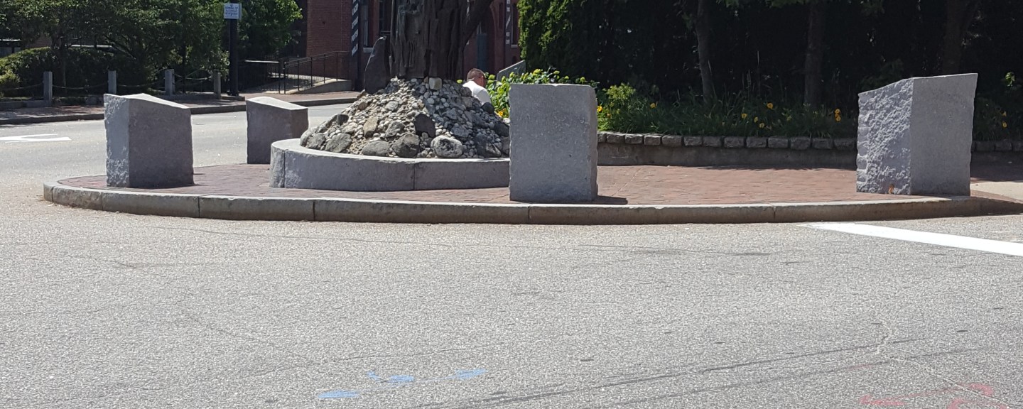 John Ford Statue – THE OFFBEAT PATH