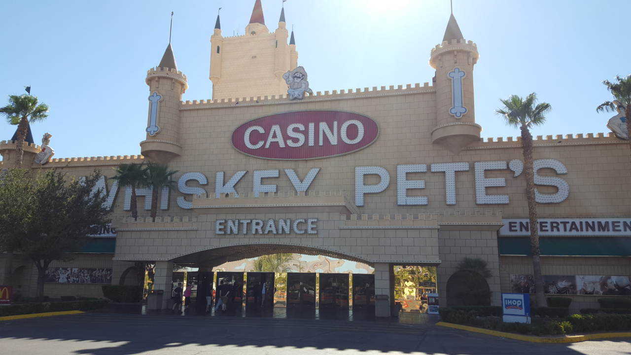 Bonnie and Clyde’s Death Car – THE OFFBEAT PATH